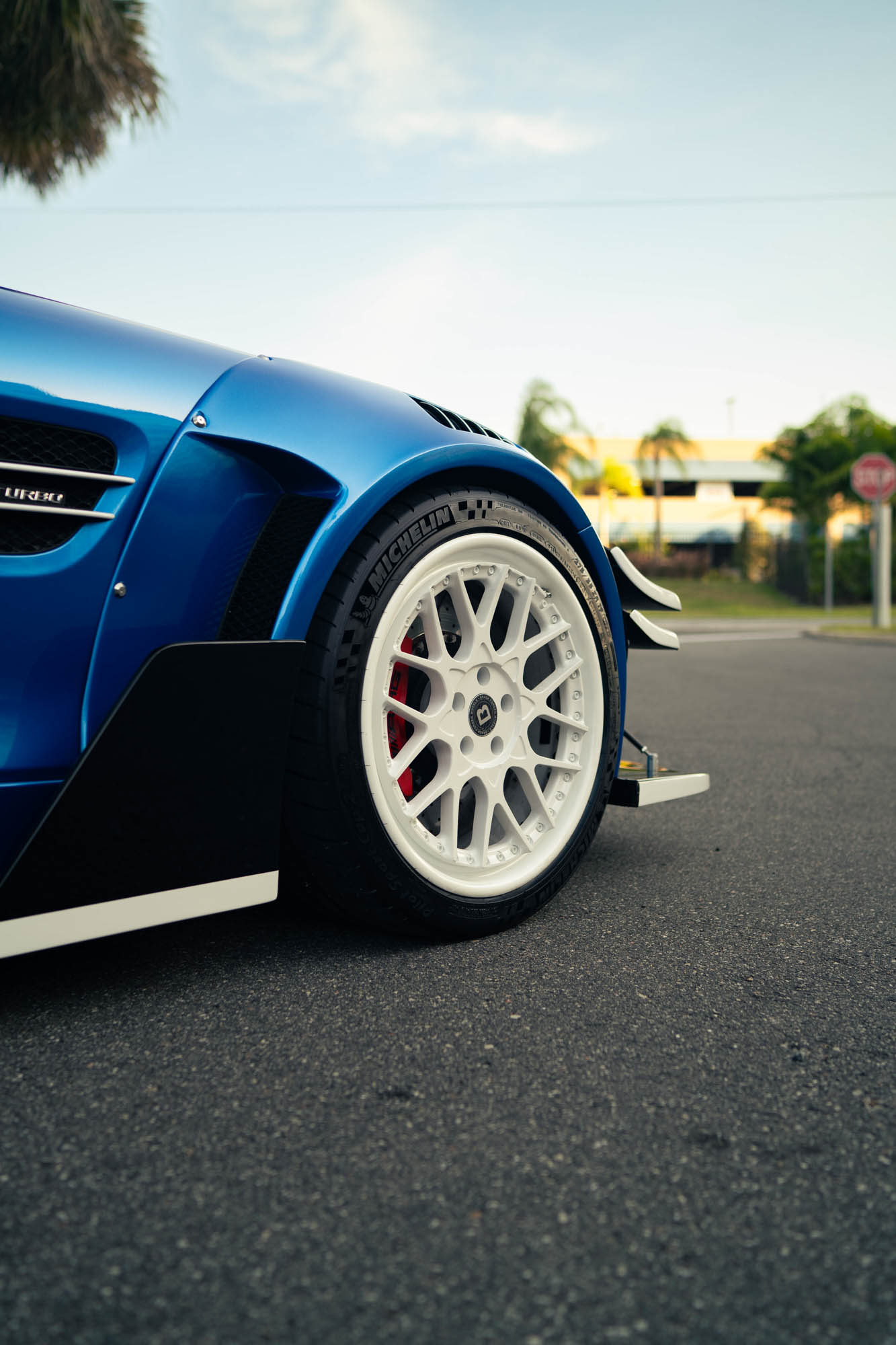 Mercedes Benz AMG GT Carbonerre - Brada Wheels